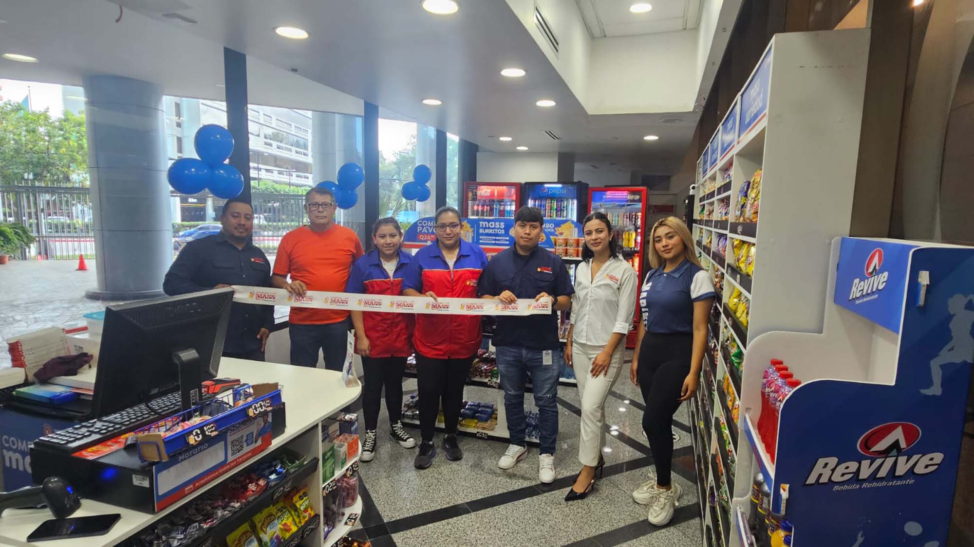 Primera apertura con nueva imagen en Interamericas zona 10 - Tiendas Mass